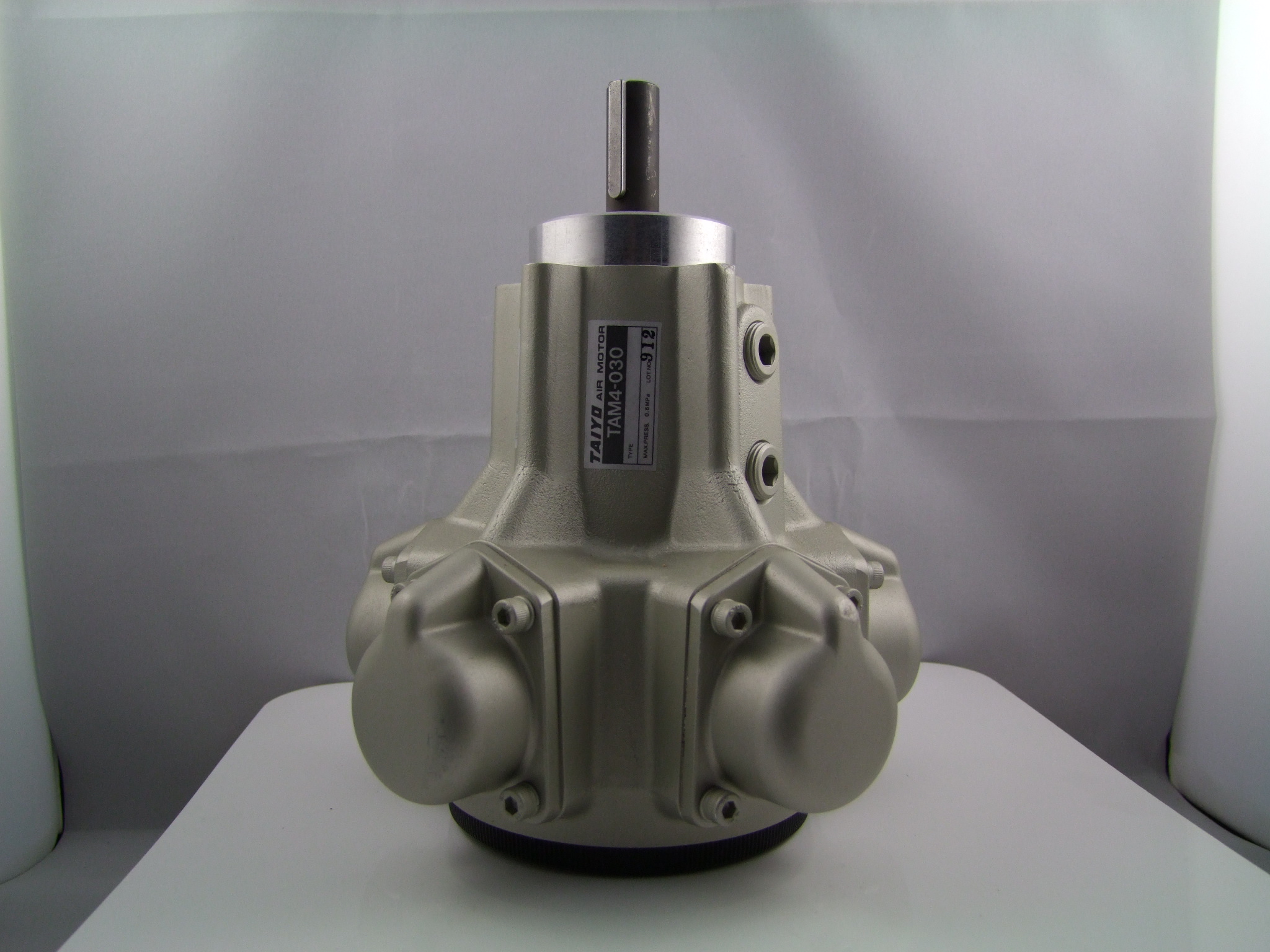 TAIYO MOTOR TAM4-030